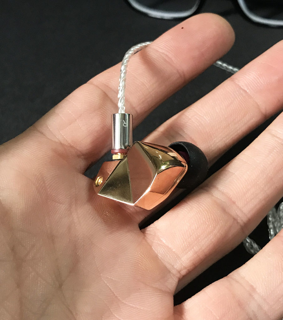 Final Audio B1 Review | Headphone Dungeon | New IEMs from Final Audio