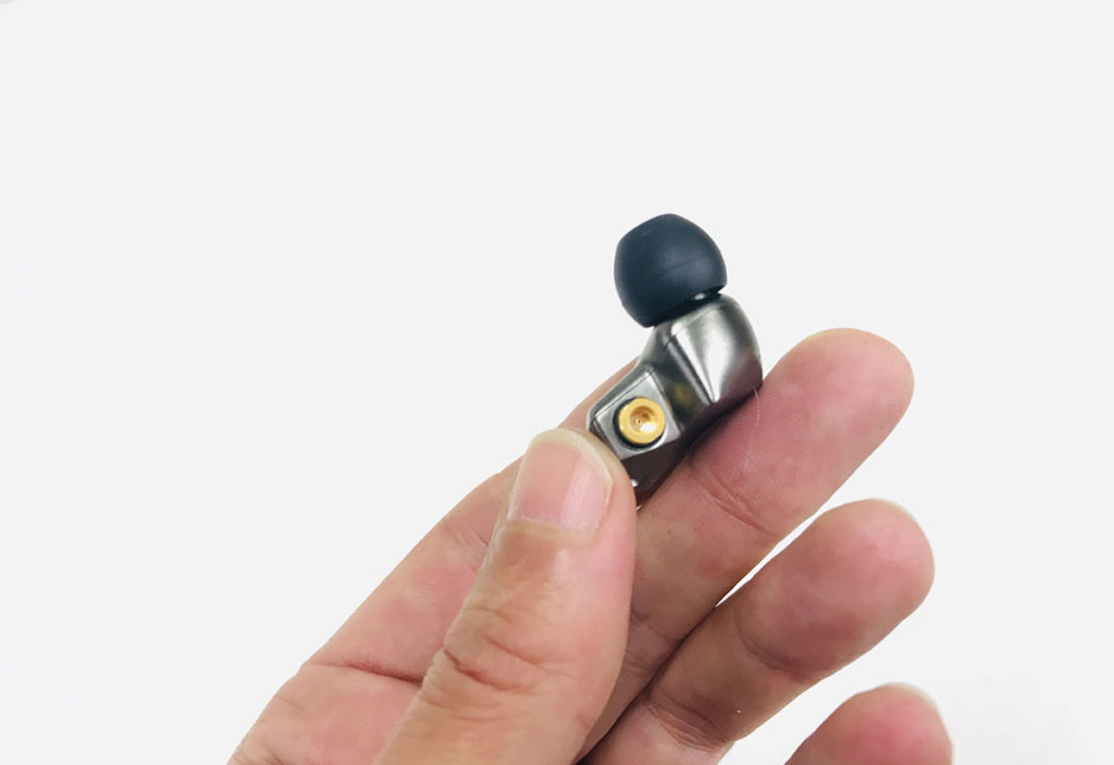 Final Audio B2 Review - Headphone Dungeon