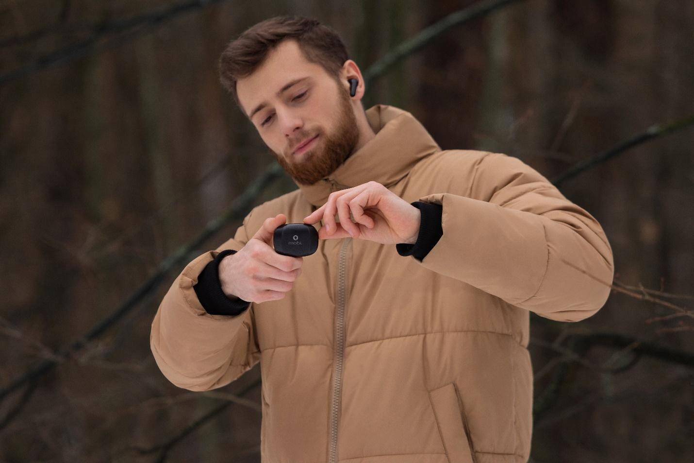 Mobi May Be the Best AI-Powered ANC Earbuds of 2021 - Headphone Dungeon