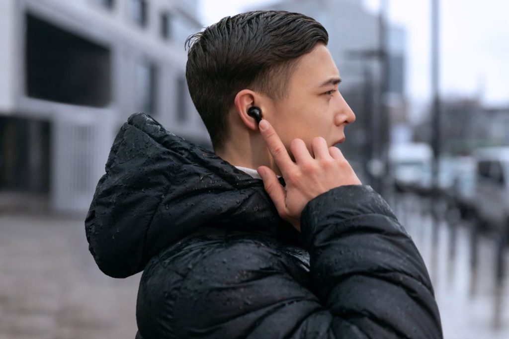 Mobi May Be the Best AI-Powered ANC Earbuds of 2021 - Headphone Dungeon