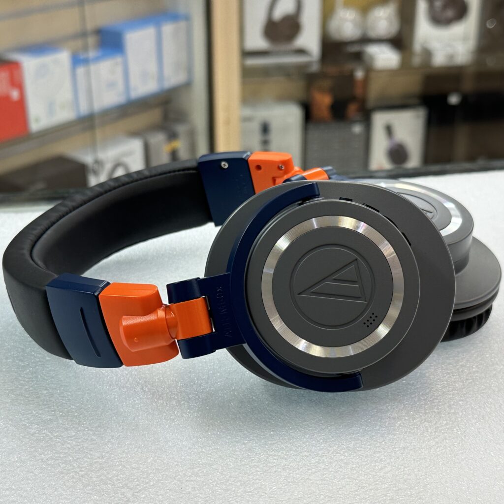 Audio-Techina ATH-M50x & -M50xBT2 LAB Series Review - Headphone Dungeon