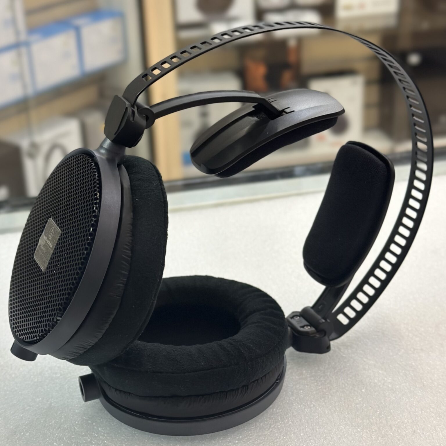 Audio-Technica Comparison: R70xa vs. R70x - Headphone Dungeon