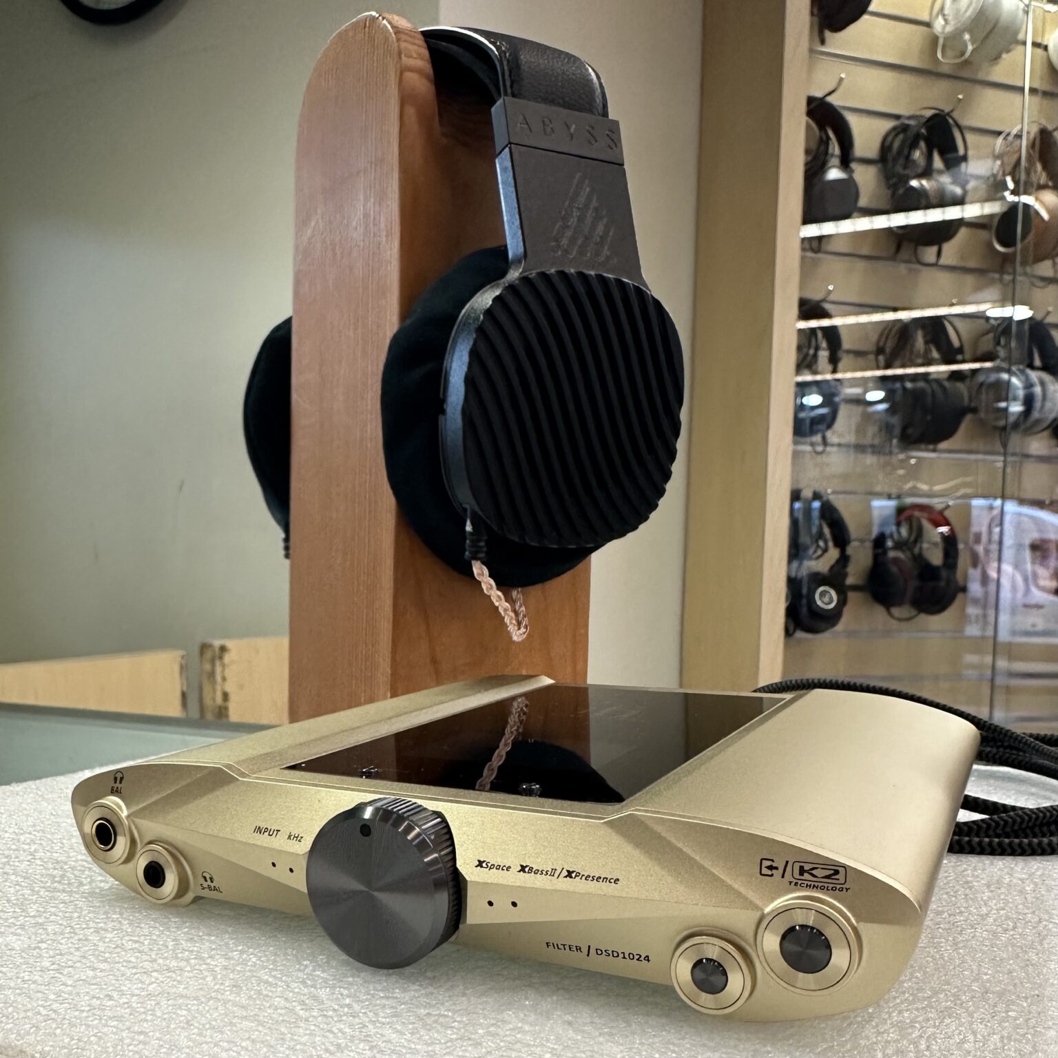 iFi iDSD Valkyrie DAC/Amp Review - Headphone Dungeon