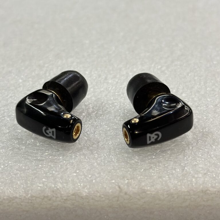 Campfire Audio Axion Review - Headphone Dungeon